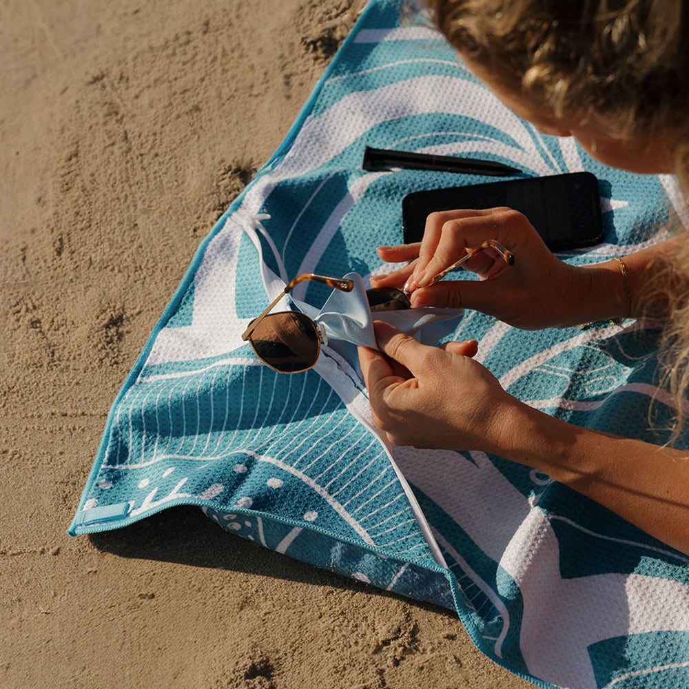 Whale Tale Sand Free Beach Towel | Single